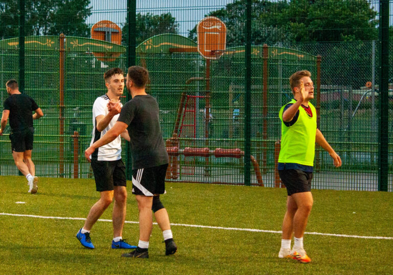 Withdean Sports Complex, Wednesday - 5s - Set the Standard